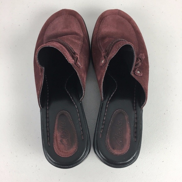Clarks | Shoes | Clarks Split Apron Toe Slip On Clog Mule Shoe 9m ...